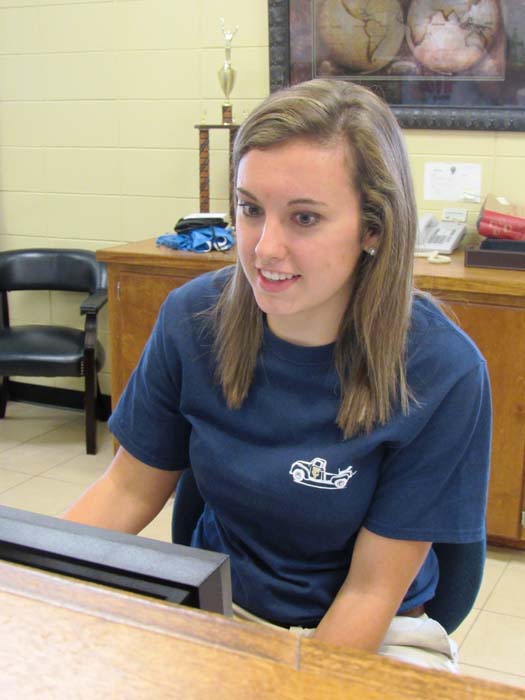 THE JACKET TRACKER: TCCHS front office sports new face - Thomasville ...