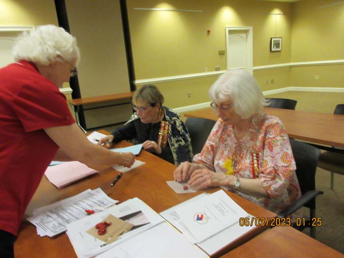UDC makes poppy pins for Memorial Day | Thomasville Times-Enterprise