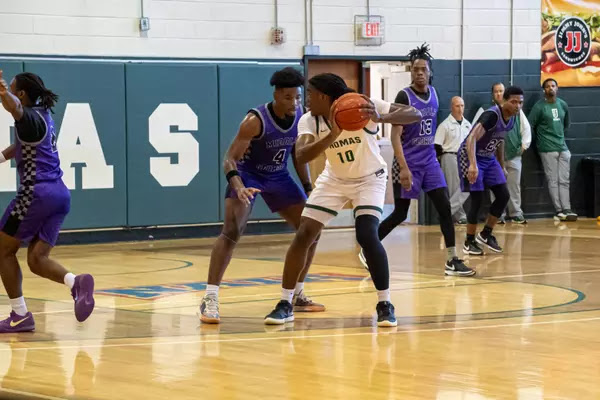 Thomas knocks off (RV) Mobile | Thomasville Times-Enterprise