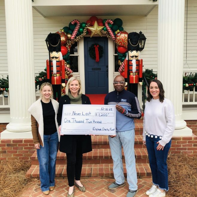 Never Lost teams up with community to provide Christmas for 30 families ...